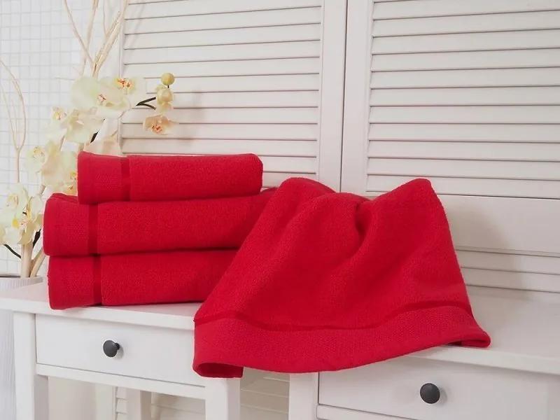 Jerry Fabrics Bavlněný froté ručník červená 50x100 Fluffy (500g/m2)