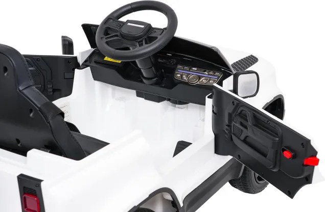 Elektrické autíčko Land Rover Defender bílé
