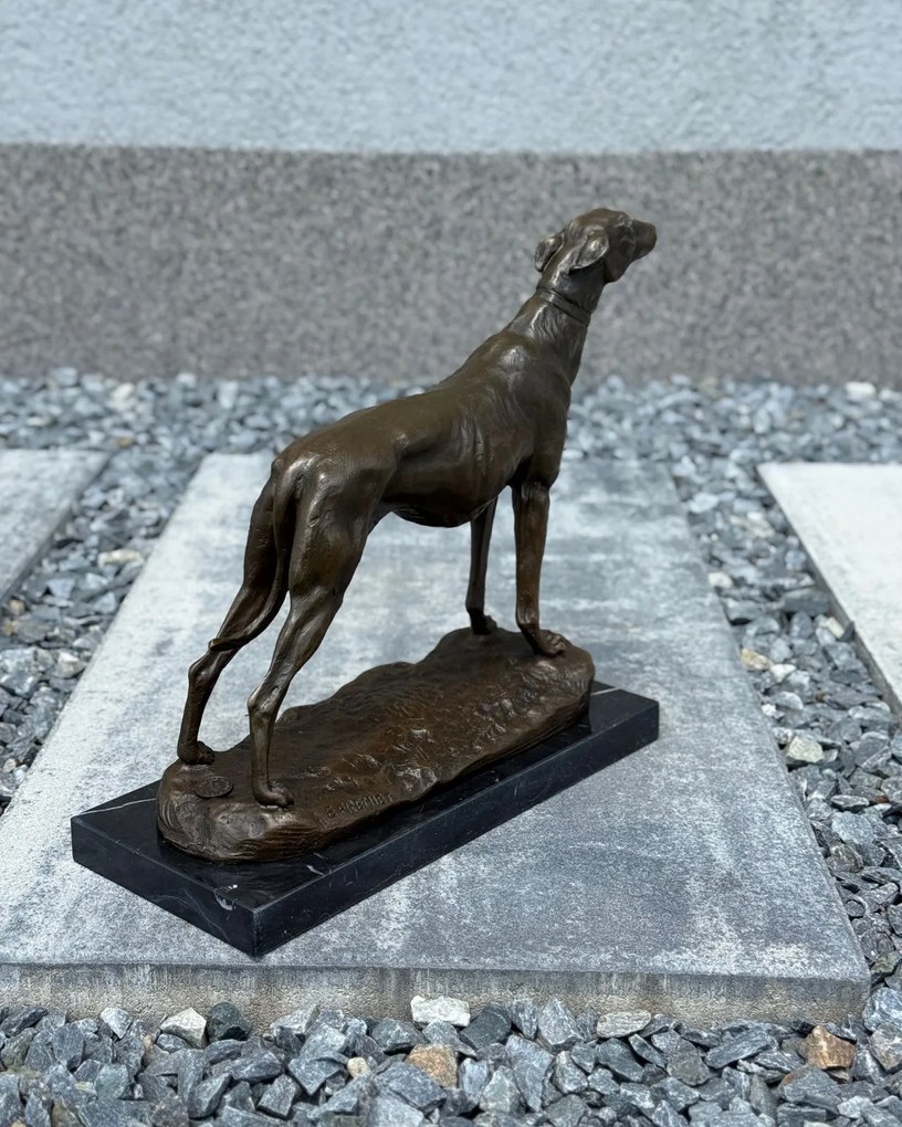 Bronzová socha - Greyhound soška loveckého psa