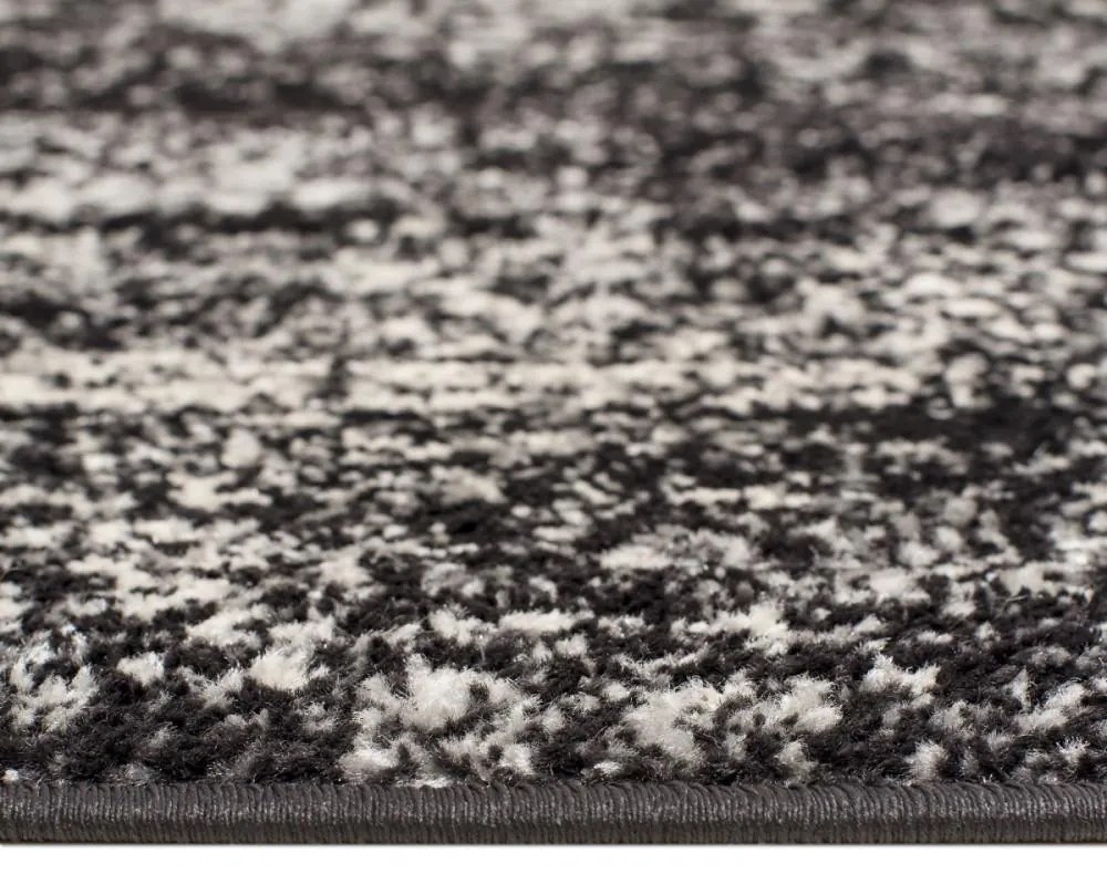 Kusový koberec Chavier černý 60x200cm