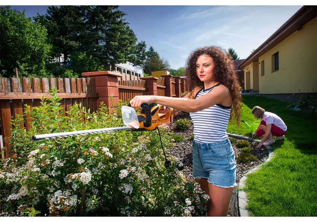 Plotostřih s elektrickým motorem 500 W REH 5045