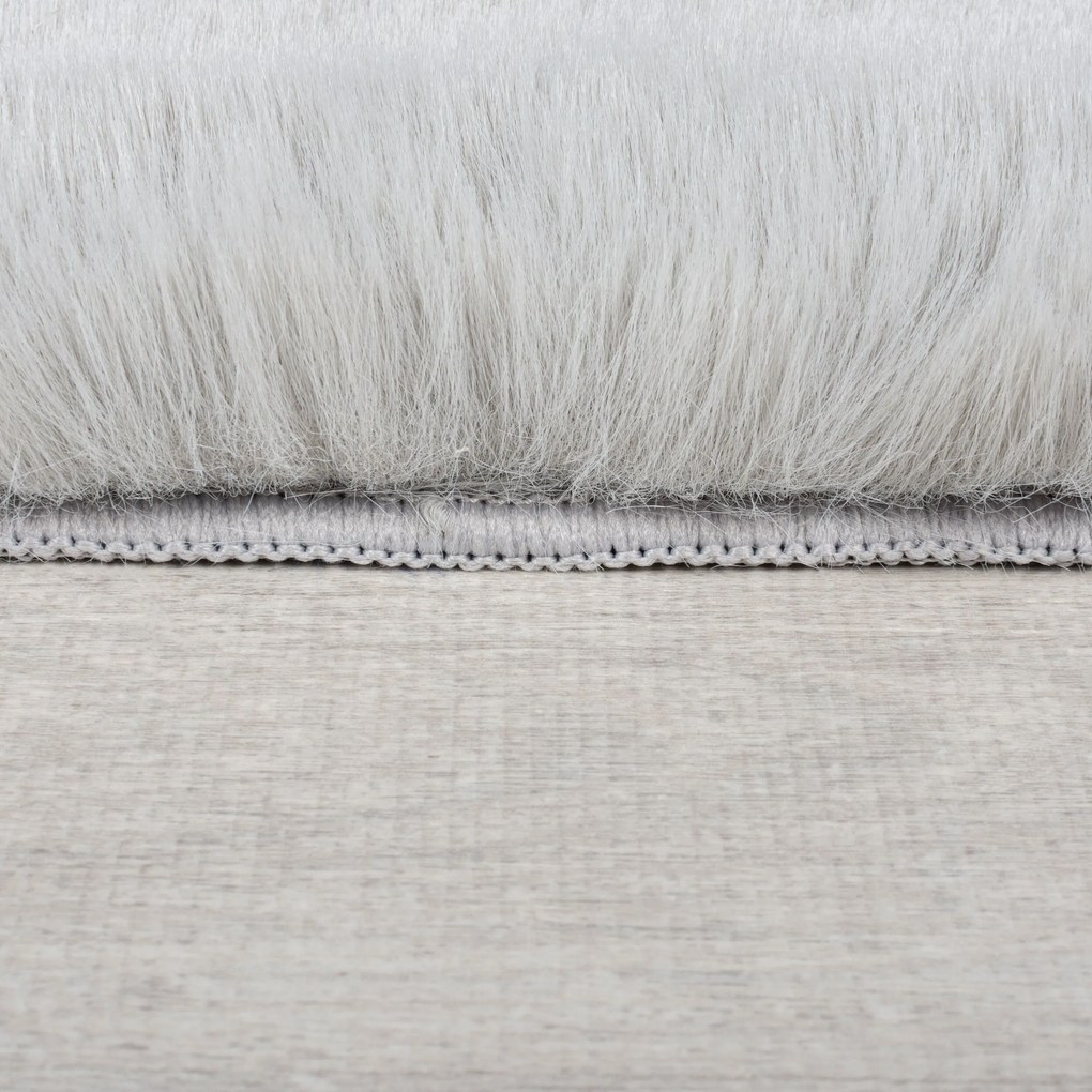 Kusový koberec Ivy Faux Fur Grey, 120x170, šedá, obývacia izba, Flair Rugs