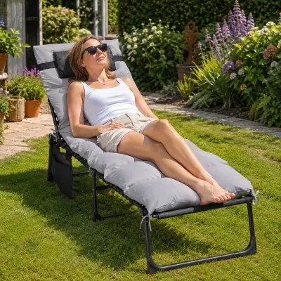 Outsunny skládací lehátko, 5-stupňově nastavitelné opěradlo, polštář, podložka, do 120 kg, ocel, světle šedé, 58 x 189 x 32,5 cm
