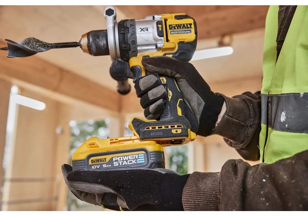 AKU vrtačka s příklepem DeWALT DCD1007H2T 18V 2x 5,0Ah PWST