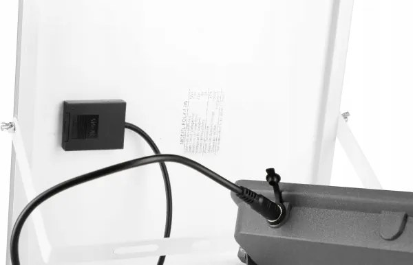 LED Stmívatelný solární reflektor LED/50W/3,2V 5000K 6000 mAh IP65 černá + DO