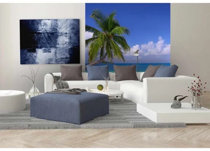 DIMEX | Vliesová fototapeta na zeď Pláž s palmou MS-3-0194 | 225 x 250 cm | zelená, modrá, bílá