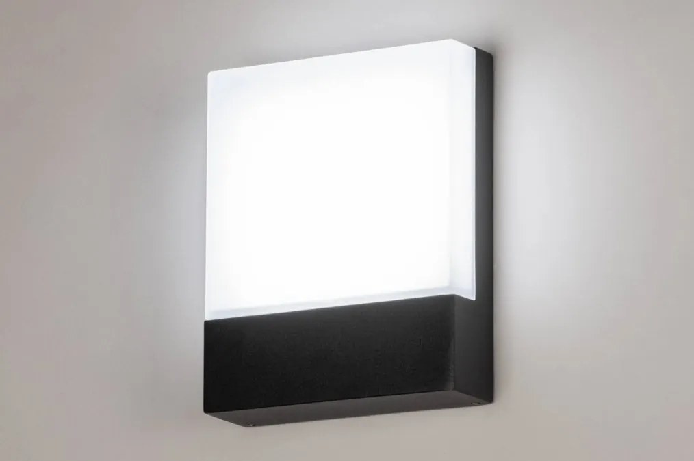 Nástěnné venkovní LED svítidlo Memory Black