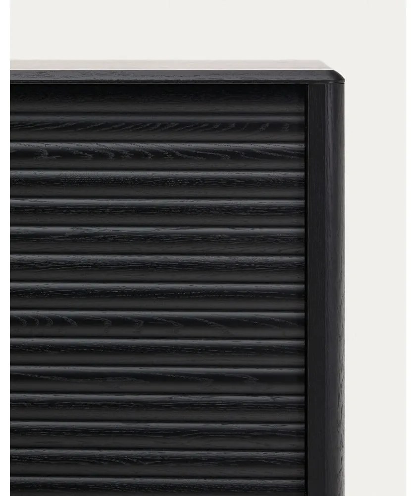 Černá skříňka v dekoru dubu 104,5x144x40 cm Lenon – Kave Home