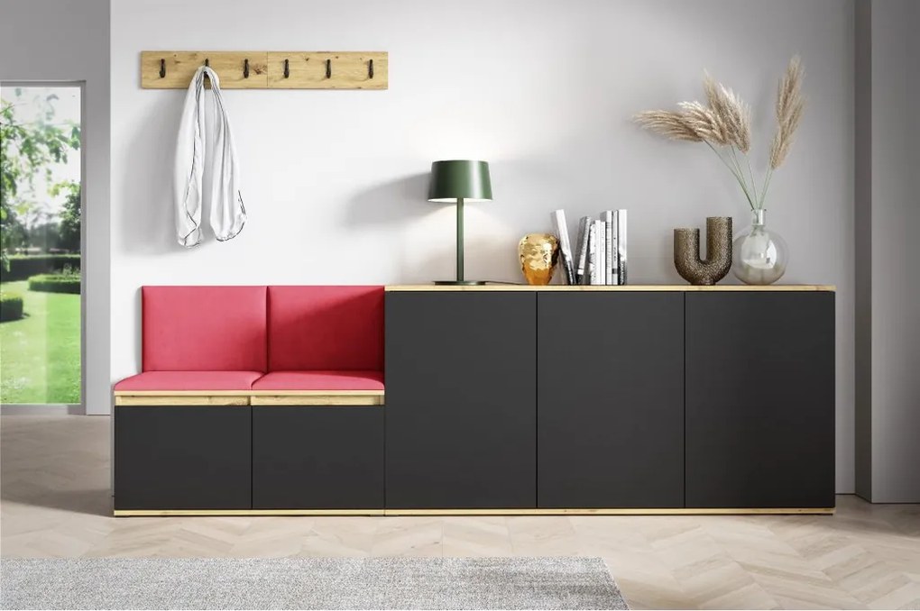 Eka Předsíňová stěna s čalouněnými panely Trinity 35 - Dub Artisan s černou / Červená 2309