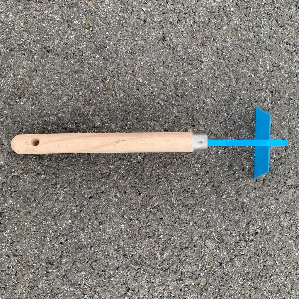 Motyčka plečka s násadou 32 cm