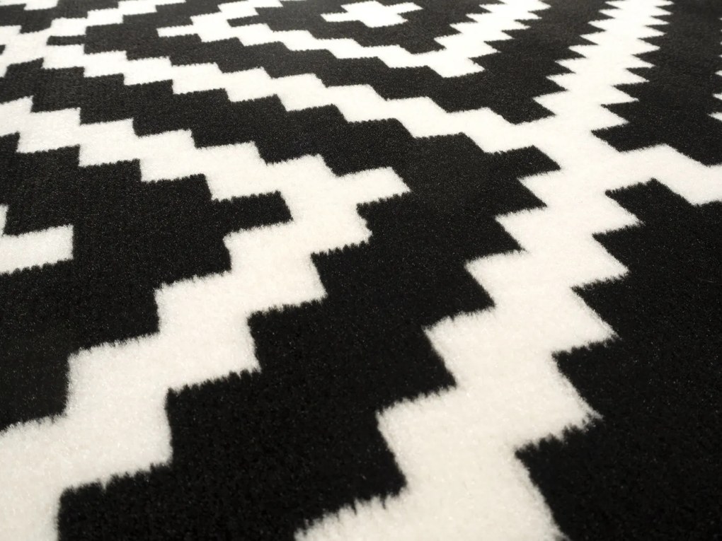 Kusový koberec Gloria new black/cream, 80x150, čiernobiela, chodba / predsieň, Alfa Carpets