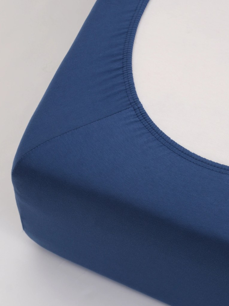 MK Lůžkoviny Jersey prostěradlo s elastanem 200 × 200 cm – tmavě modré