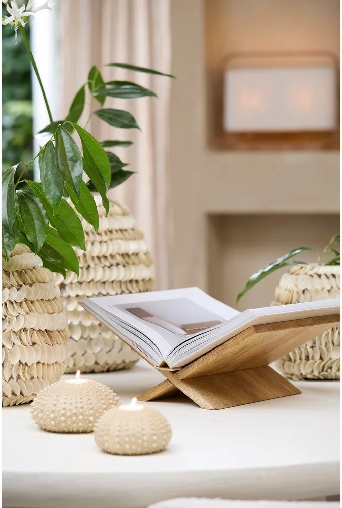 Dřevěný stojan na kuchařky Tonosi – Light & Living