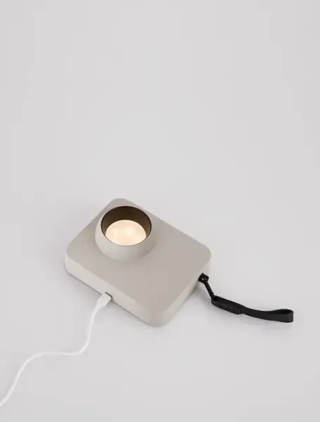LED stmívatelná béžová stolní lampa Kedros