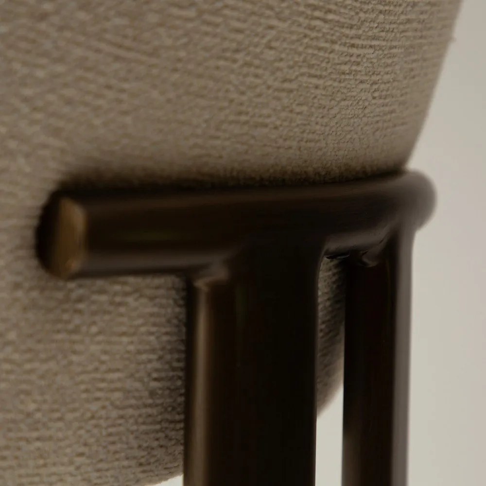 Béžové jídelní křeslo s područkami Duct – DAN-FORM Denmark