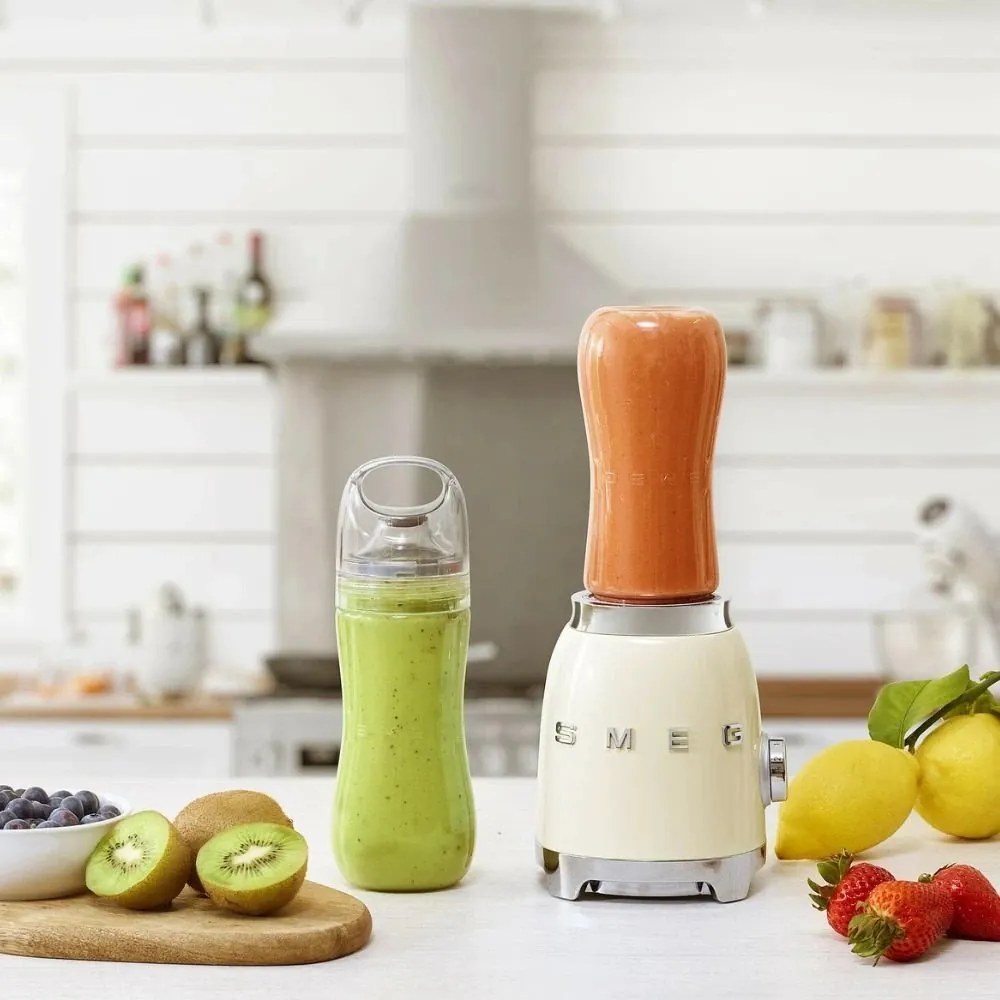 Krémový stolní mixér 50's Retro Style – SMEG