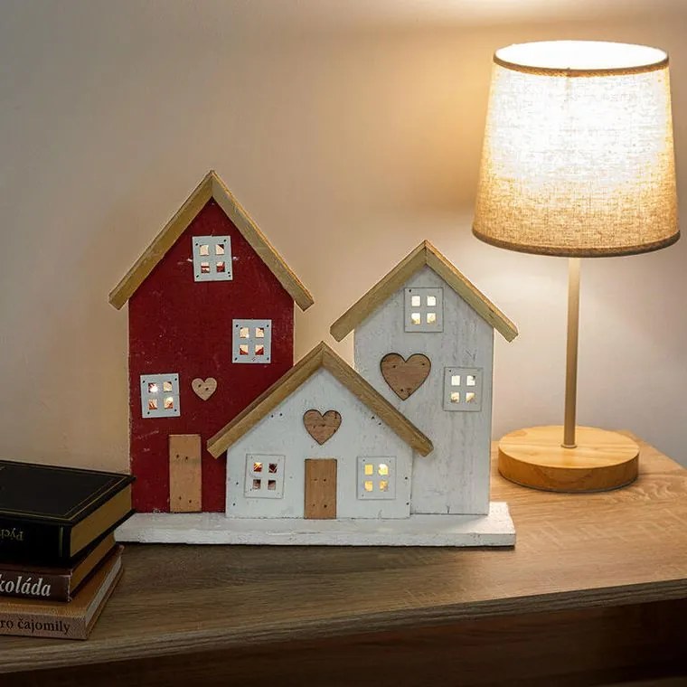 Dřevená LED dekorace DOMEČKY 30 cm