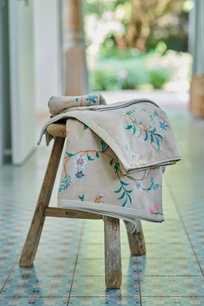 Pip Studio ručníky z bavlněného froté Les Fleurs, khaki (Luxusní ručníky z bavlněného froté v designu Les Fleurs v barvě khaki)