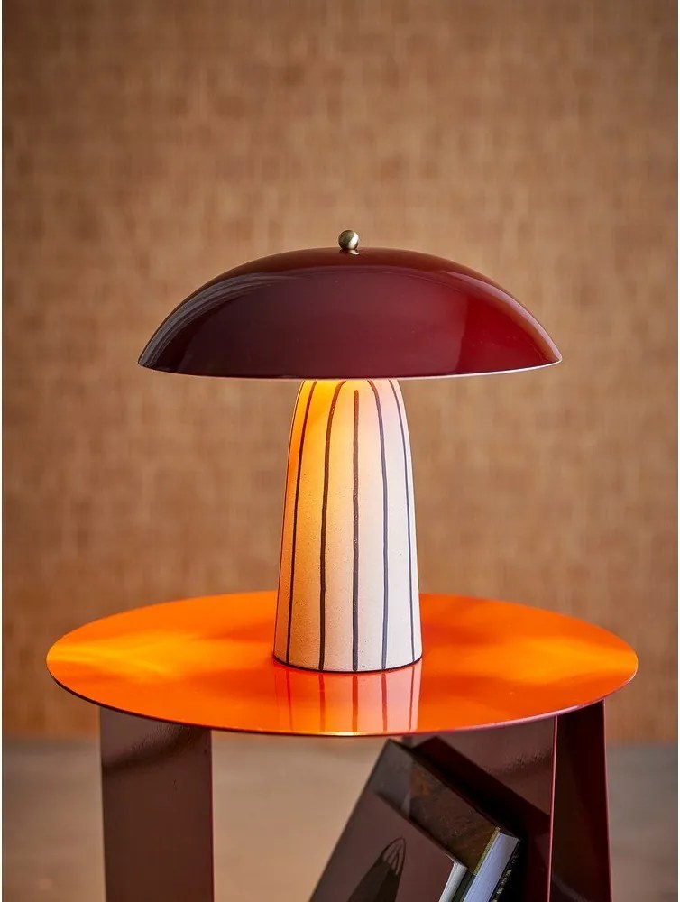 Keramická stolní lampa s kovovým stínidlem (výška 32 cm) Arvid – Bloomingville