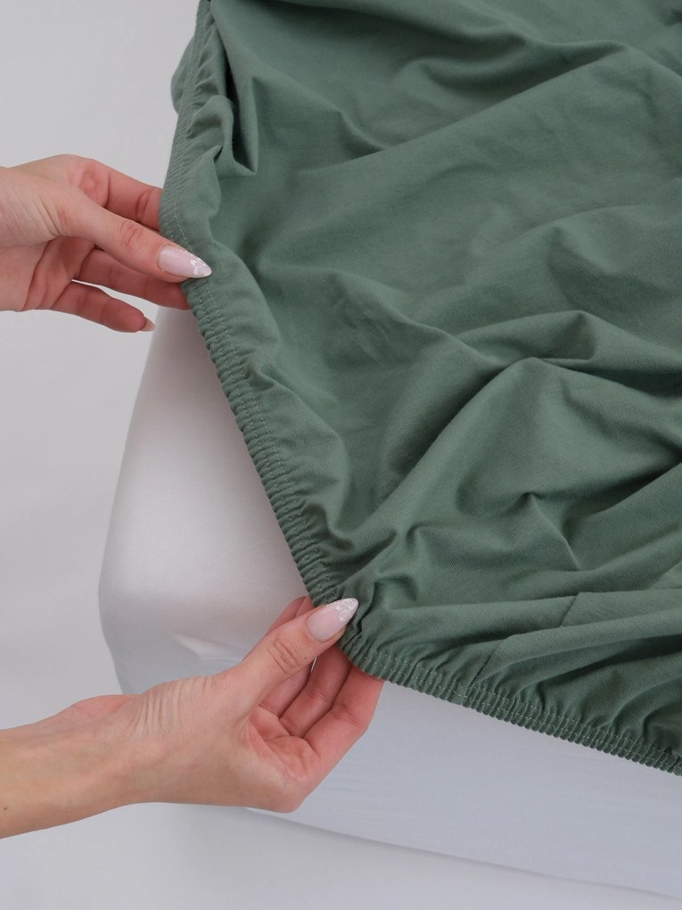 MK Lůžkoviny Jersey prostěradlo s elastanem 120 × 200 cm – olivové