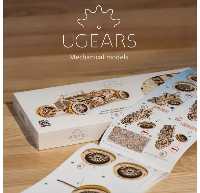 Ugears 3D dřevěné mechanické puzzle U9 Auto (Grand Prix)