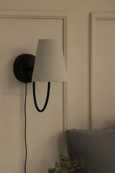 Markslöjd 108907 - Nástěnná lampa AMAR 1xE14/40W/230V béžová/černá