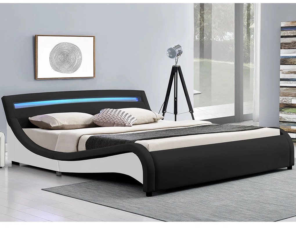 Čalouněná postel Malaga 180 x 200 cm - černá