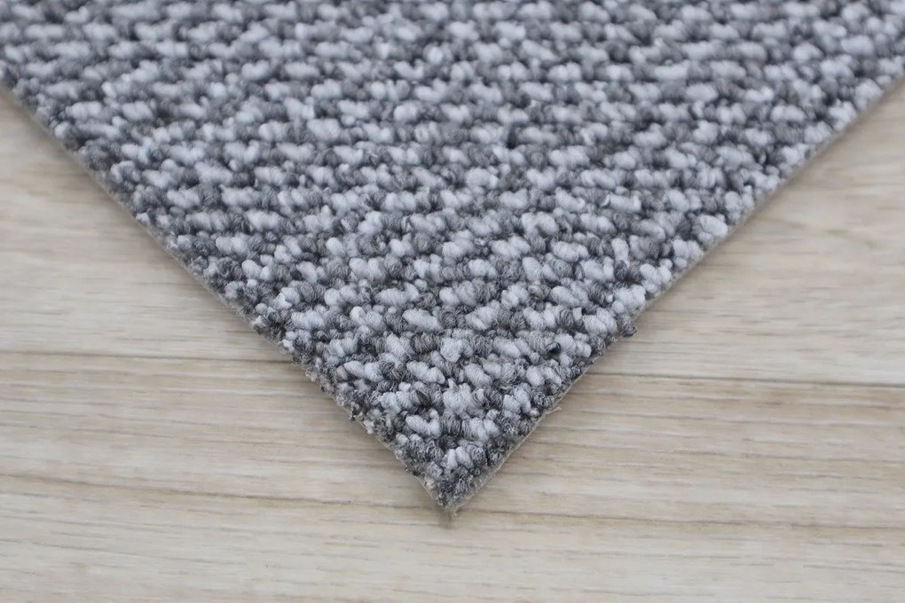 Spoltex, Metrážový koberec Texas 22 silver, na míru, šíře 4m,5m, šedá, filc, chodba / předsíň