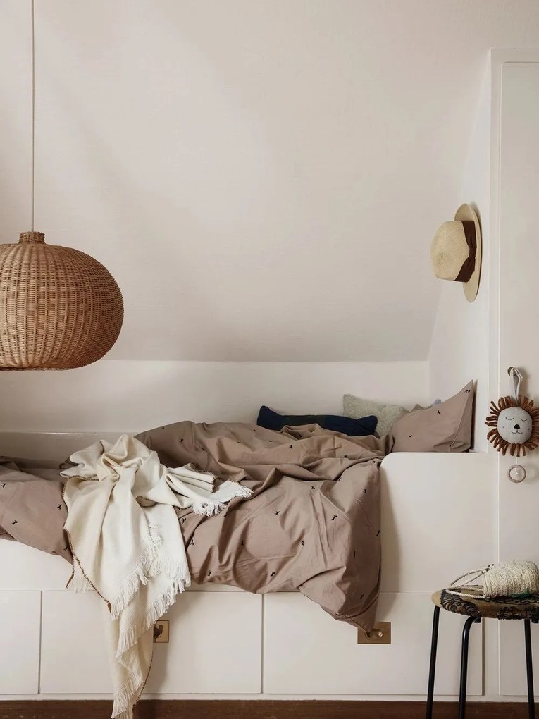 ferm LIVING Závěsná hračka Lion Music Natural, oranžová barva, přírodní barva, textil