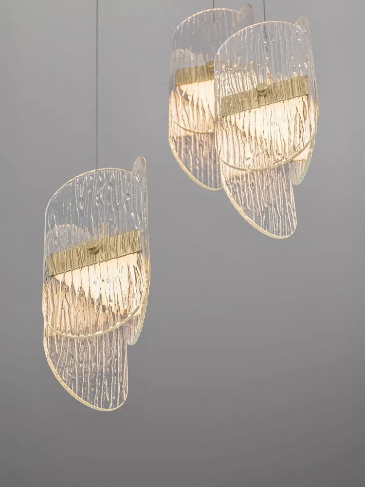 Kovové LED stmívatelné závěsné svítidlo v mosazné barvě se skleněným stínidlem ø 32 cm Lucien – Nova Luce