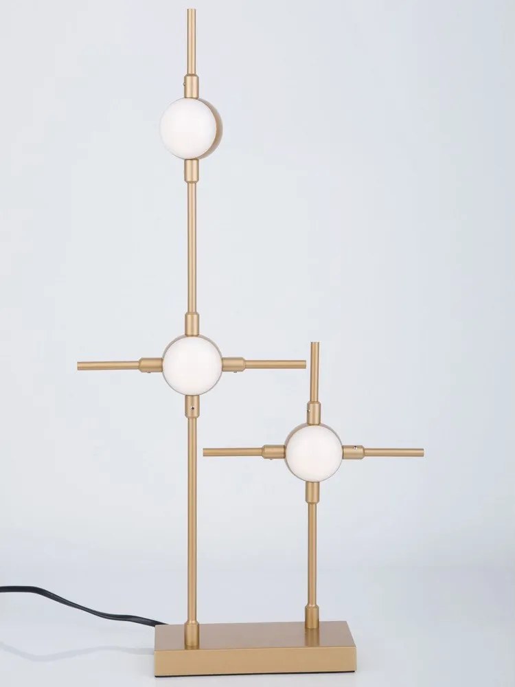 Kovová LED stolní lampa ve zlaté barvě se stínidlem z akrylového skla (výška 52 cm) Atomo – Nova Luce