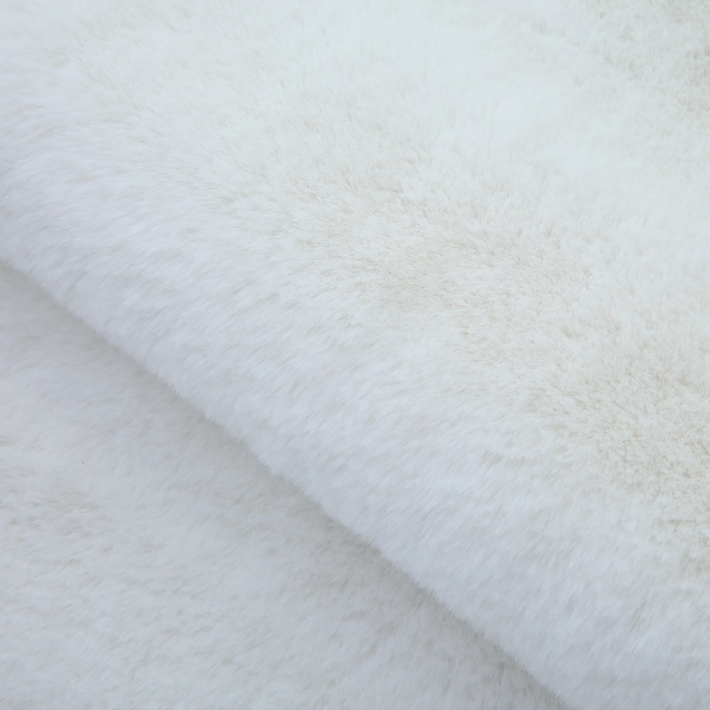 Ayyildiz Kusový koberec CATY 5308, Bílá