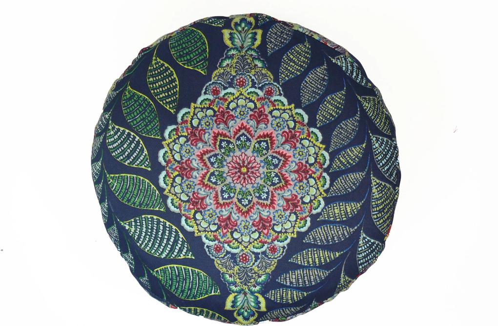 S radostí - vlastní výroba Meditační polštář s lístečkovou mandalou Velikost: ∅35 x v30 cm