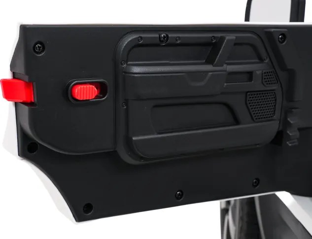 Elektrické autíčko Land Rover Defender bílé