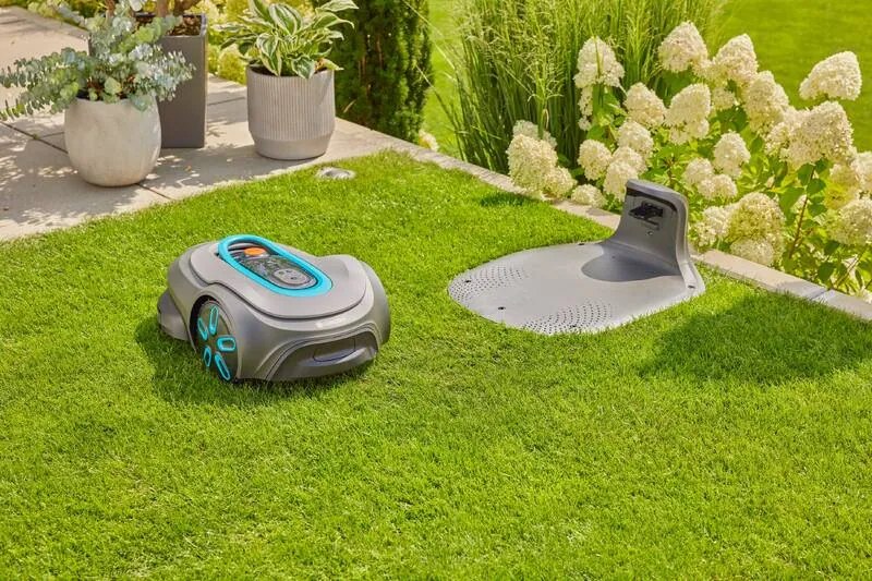 Robotická sekačka Gardena Smart SILENO Free 1200 m²