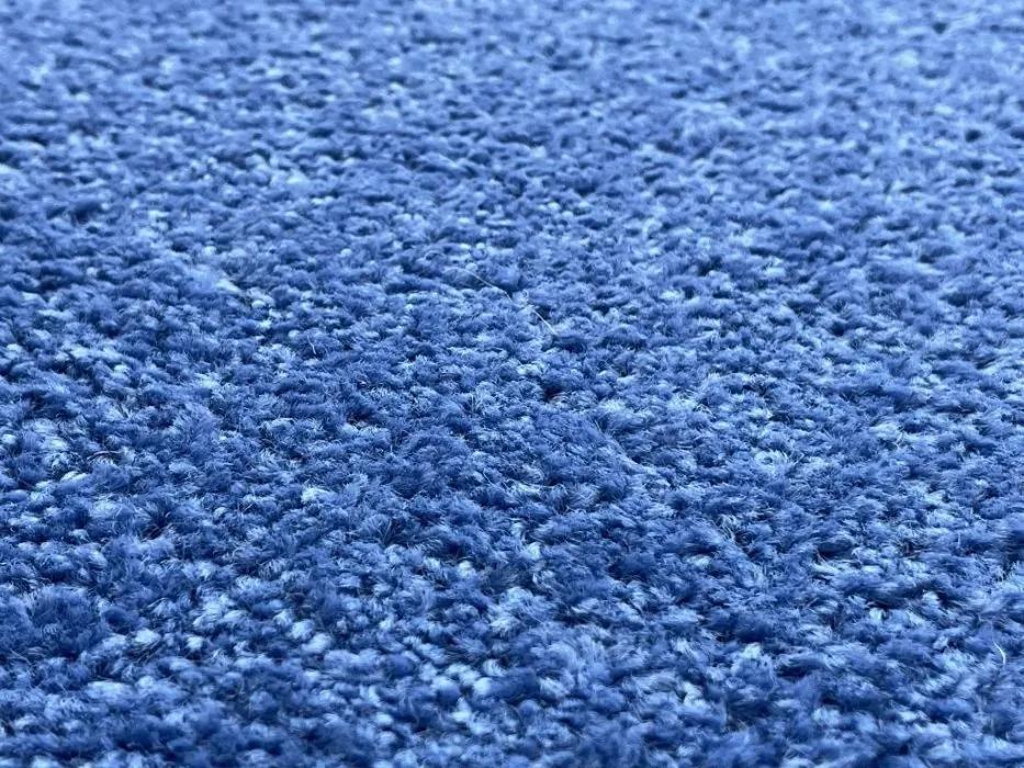 Vopi Kusový koberec Eton obdélníkový modrý 95 x 200 cm