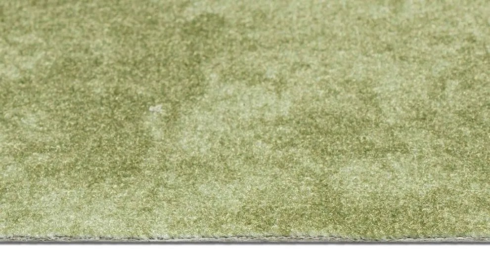 Associated Weavers koberce Metrážový koberec PANORAMA 24 BARVA: Zelená, ŠÍŘKA: 4 m