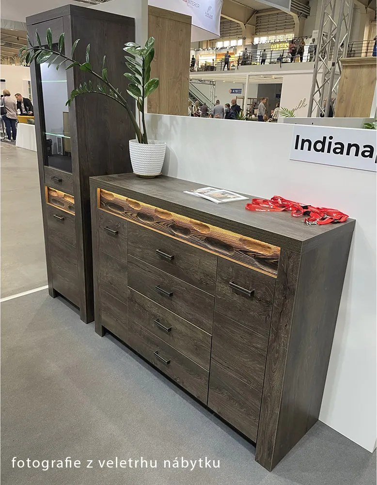 INDIANAPOLIS t | komoda I-7 s policemi a zásuvkami | 137 cm | jasan tmavý