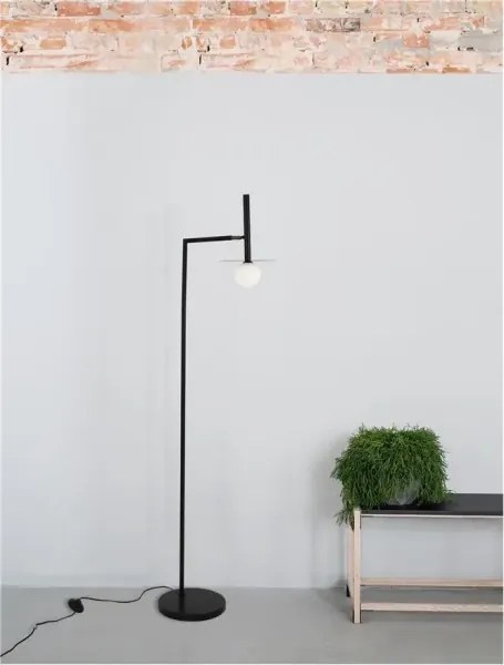Designová stojací lampa Pielo