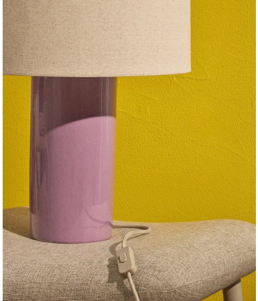 Fialová/béžová stolní lampa s textilním stínidlem (výška 52 cm) Toneric – Kave Home