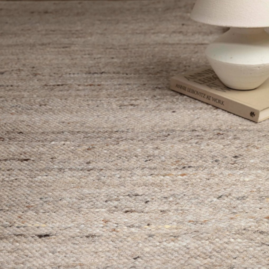 Tribeca Design Kusový koberec Calabi Beige Rozměry: 200x290 cm