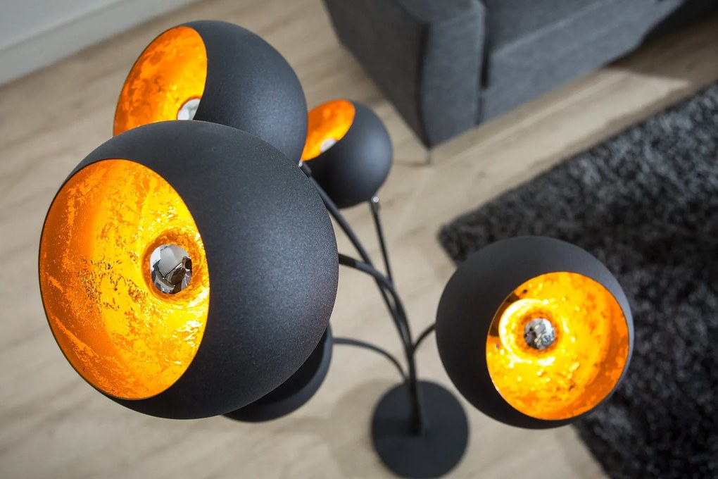 Designová kovová stojací lampa černá &ndash; Magma