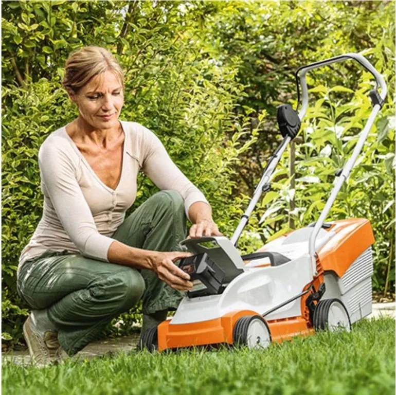 Aku sekačka STIHL RMA 235.1