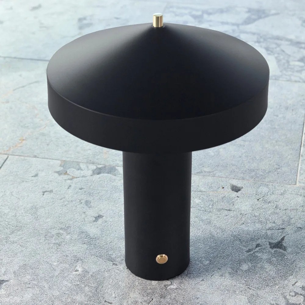 Černá kovová stolní lampa (výška 41 cm) Hatto – OYOY Living Design