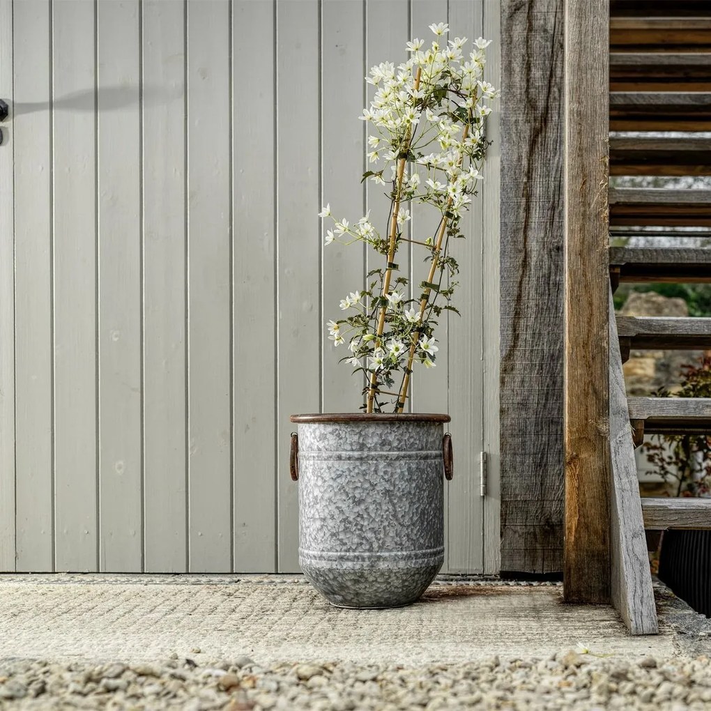 Garden Trading Plechový květináč Malmesbury Velikost M, šedá barva, stříbrná barva, kov, zinek