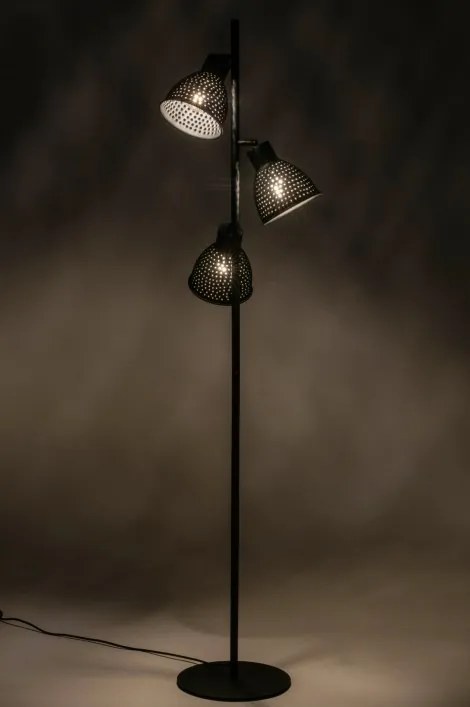 Stojací lampa Tyndall Nero