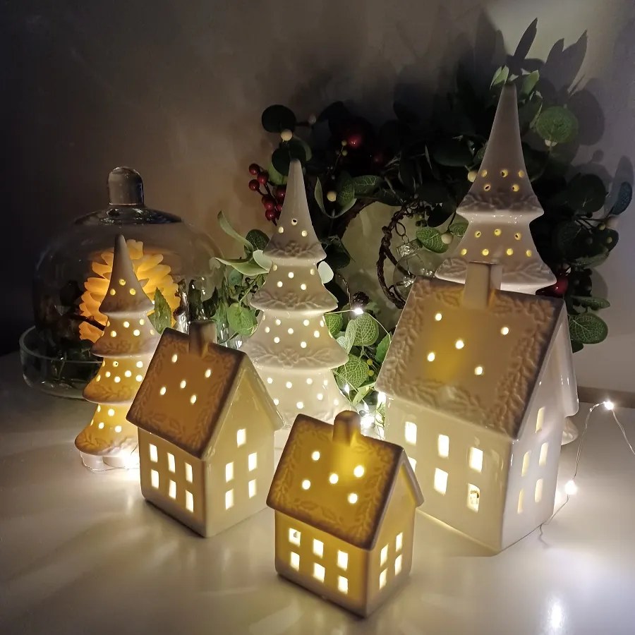LED dekorace keramický domeček 10,6 × 8,7 × 16,8 cm, teple bílá, 2× LR44