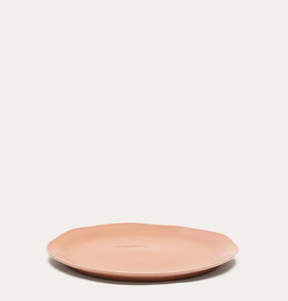 Světle růžový keramický talíř ø 27 cm Tiraya – Kave Home