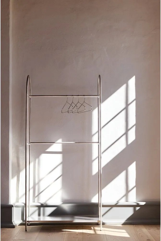 Kovový stojan na oblečení v matně stříbrné barvě 92x186x39 cm Arch – Mette Ditmer Denmark