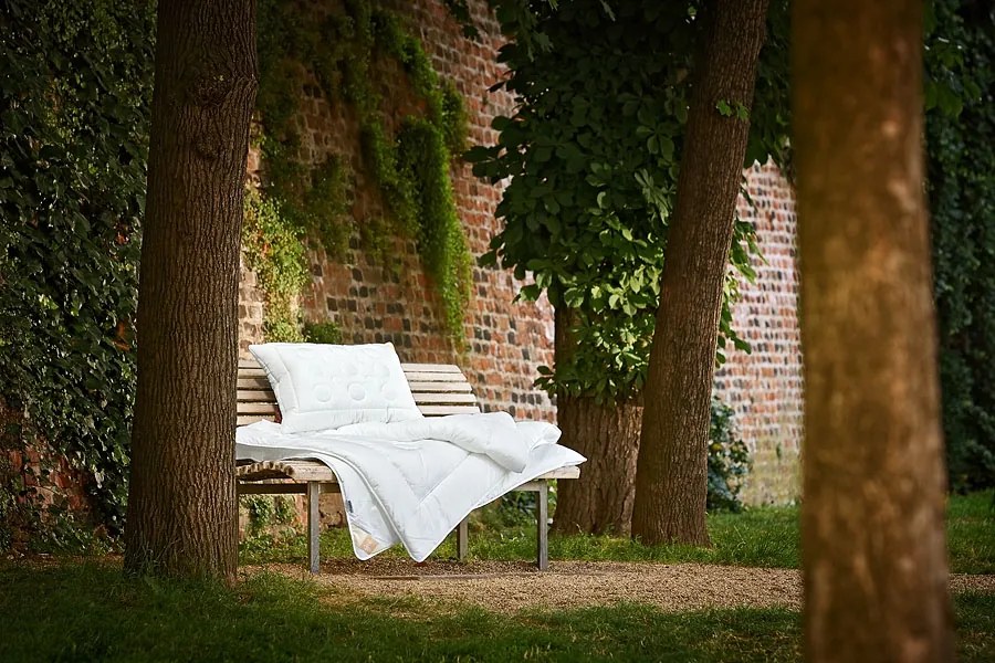 Lavinest Set Bamboo proti nadměrnému pocení Rozměr: 2ks polštář 70x90 cm (1200 g) + přikrývka 200x220 cm (300 g/m²)
